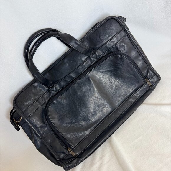 Monarch Luggage Co. | Bags | Vintage Monarch Luggage Black Leather ...